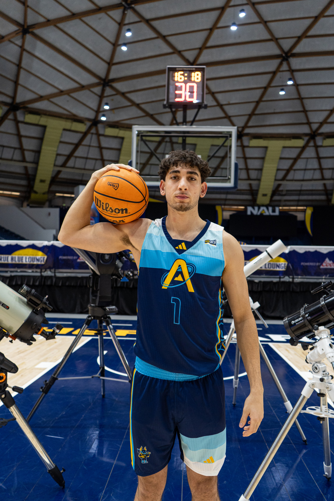 Astrojacks Auction | Volleyball | ClickBid Mobile Bidding