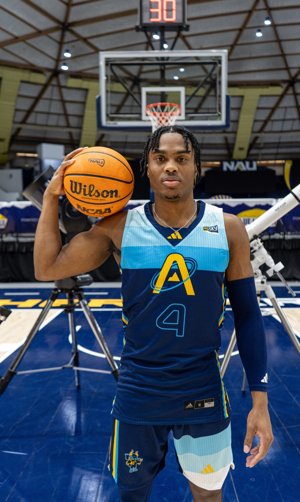 Astrojacks Auction | Volleyball | ClickBid Mobile Bidding