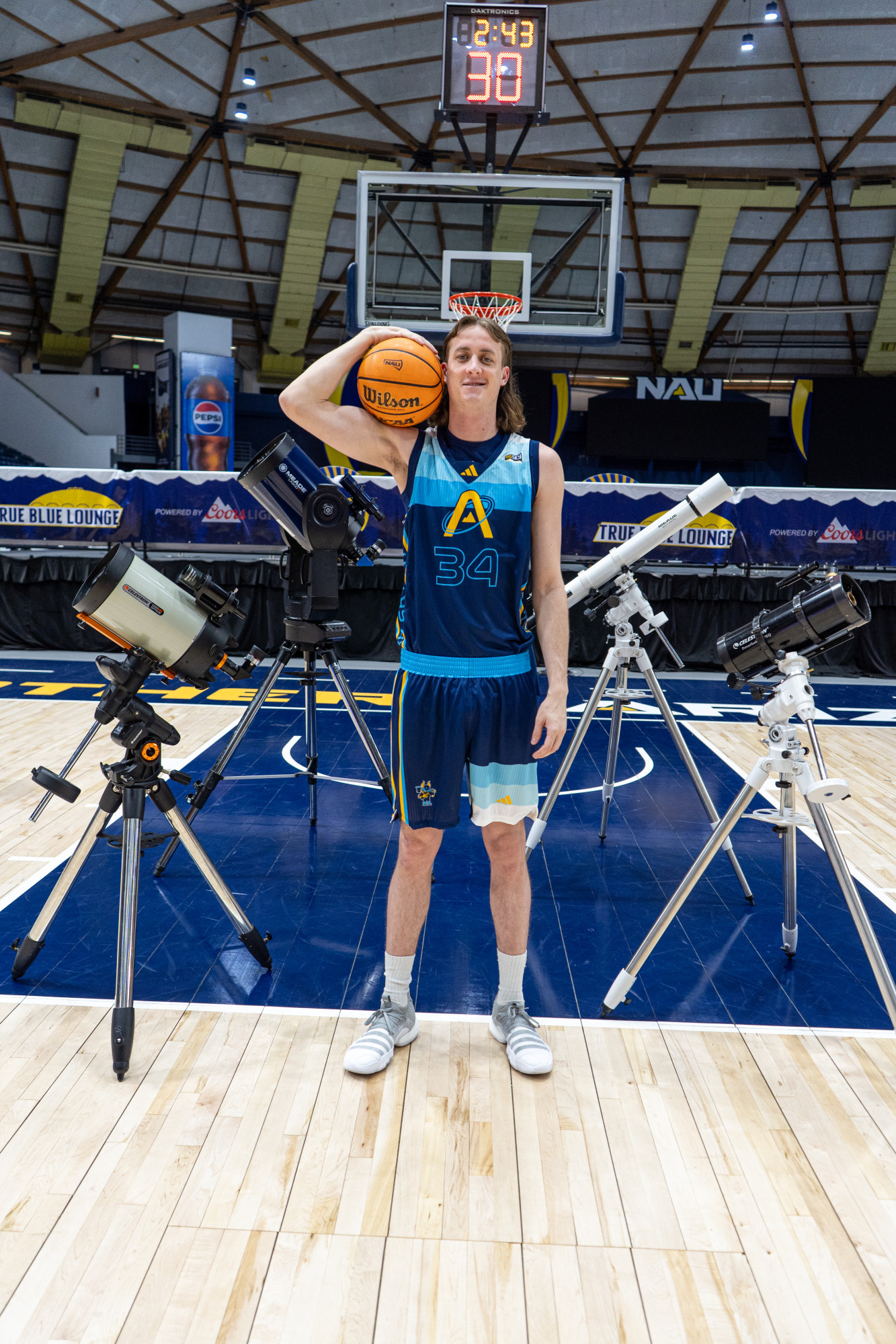 Astrojacks Auction | Volleyball | ClickBid Mobile Bidding